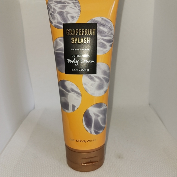 Other | Bath Body Works Grapefruit Splash 8 Oz Body Cream 98 Ful | Poshmark